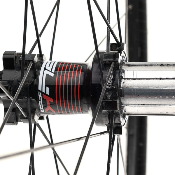 FSA SL-K Carbon Tubeless 27.5" Wheelset | The Pro's Closet