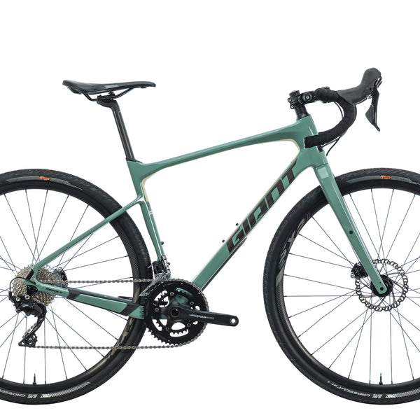 Giant Revolt Advanced 2 Road Bike - 2020, Medium | Weight, Price, Specs ...