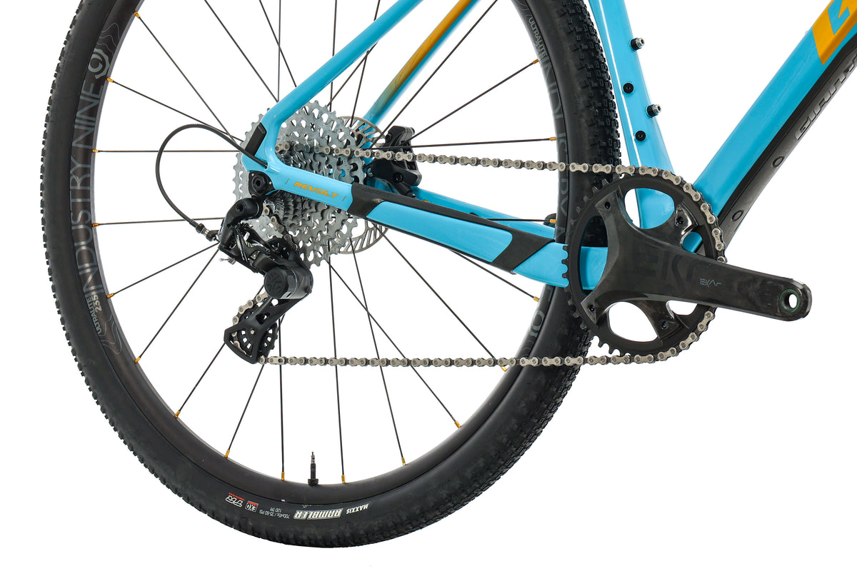 Giant Revolt Advanced 2 Gravel Bike - 2020, Med/Large | The Pro's Closet – The Pro's Closet