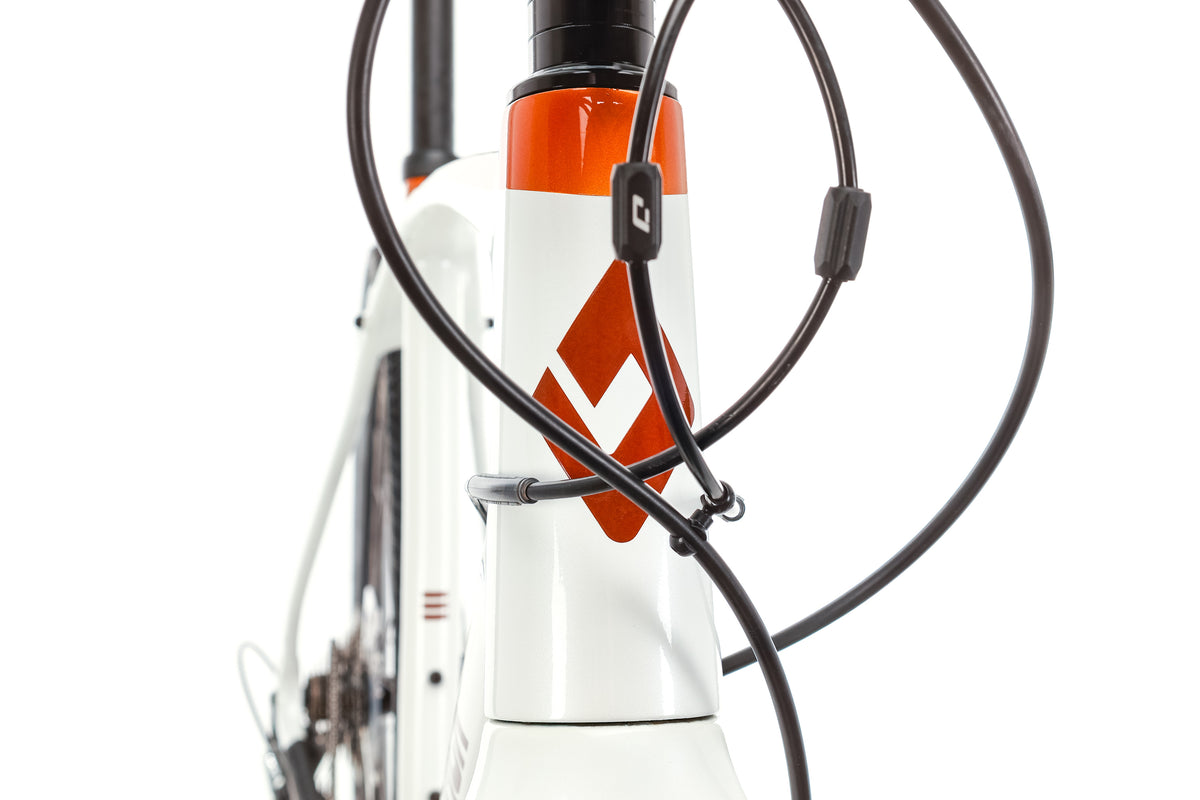 Diamondback Haanjo 8C Carbon Gravel Bike - 2022, | The Pro's Closet