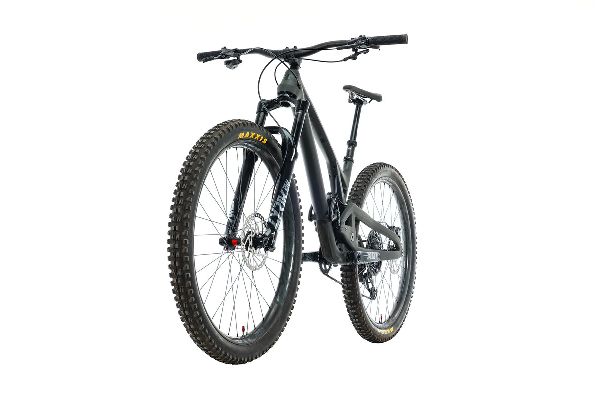 Evil Offering Mountain Bike - 2021, Small | Weight, Price, Specs ...