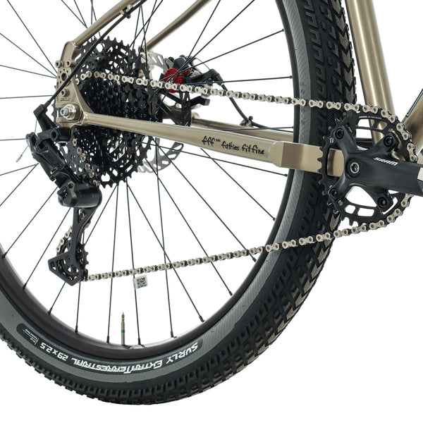 Surly Ogre All-Season Commuter Bike - 2023, Smal | The Pro's Closet