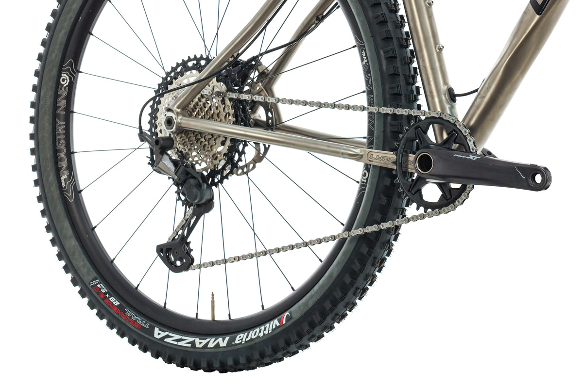 Lynskey PRO 29 Shimano XT Mountain Bike - 2022, Medium | The Pro's ...