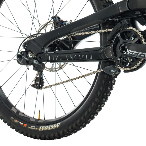 YT Tues Base Downhill Mountain Bike - 2022, Large | The Pro's Closet ...