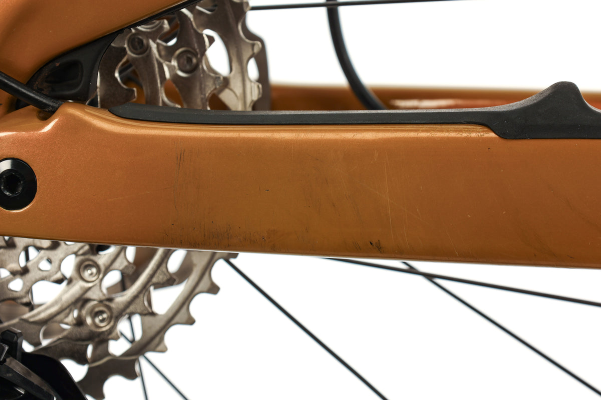 Rocky Mountain Instinct Carbon 90 Mountain Bike | The Pro's Closet