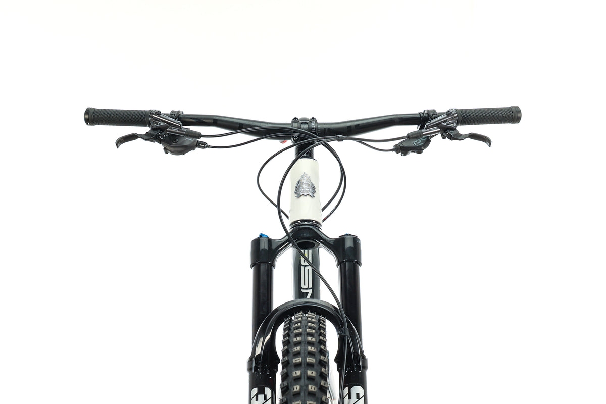 Intense Primer 29 Pro Mountain Bike - 2021, X-La | The Pro's Closet