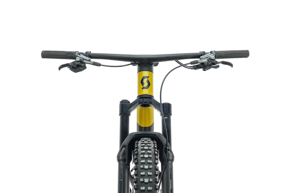 Scott Spark ST 900 Tuned Mountain Bike - 2023, Small | The Pro's Closet ...