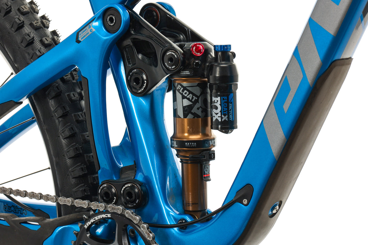Pivot Switchblade XT/XTR Mountain Bike - 2021, M | The Pro's Closet