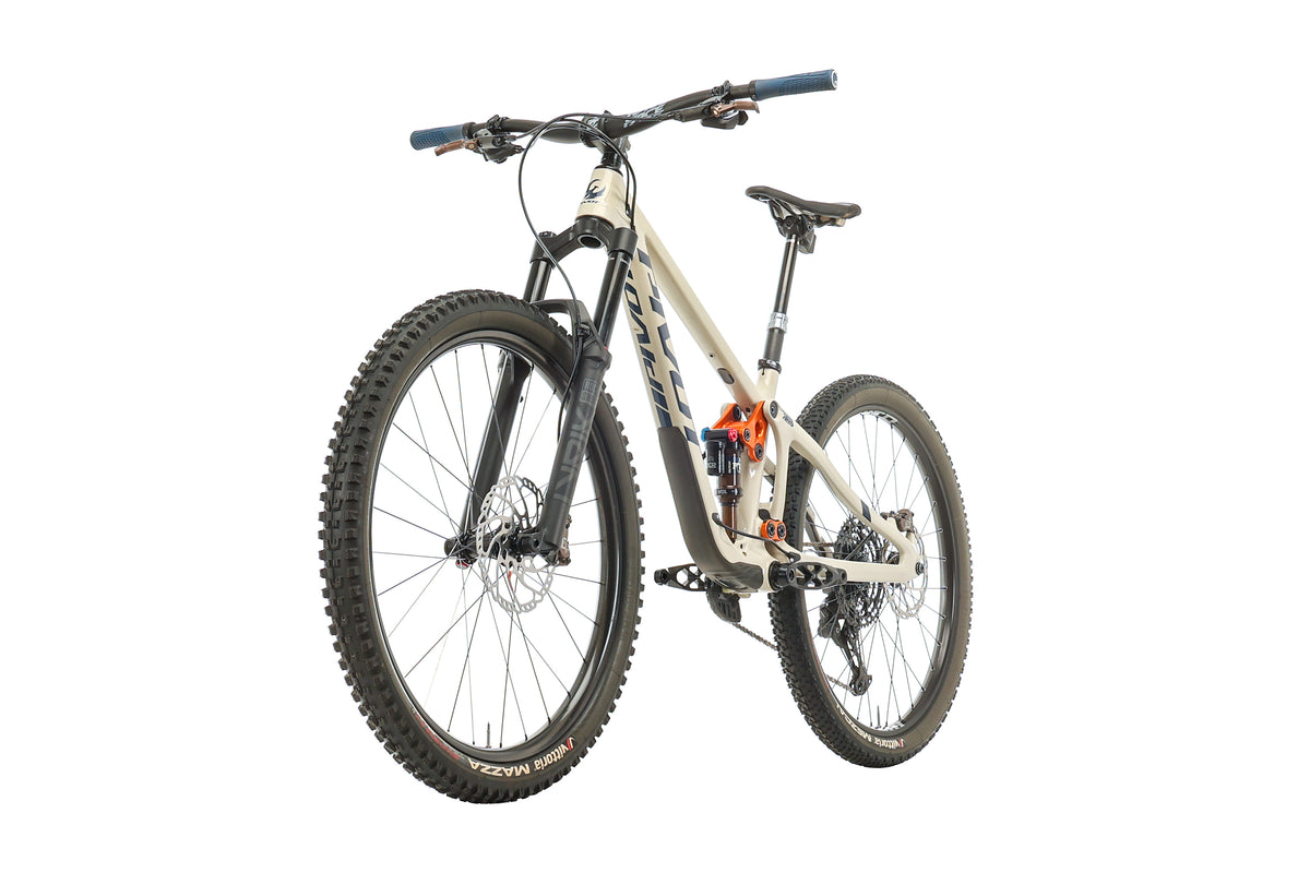 Pivot Switchblade Pro XT/XTR Mountain Bike - 2021, Small | The Pro's ...