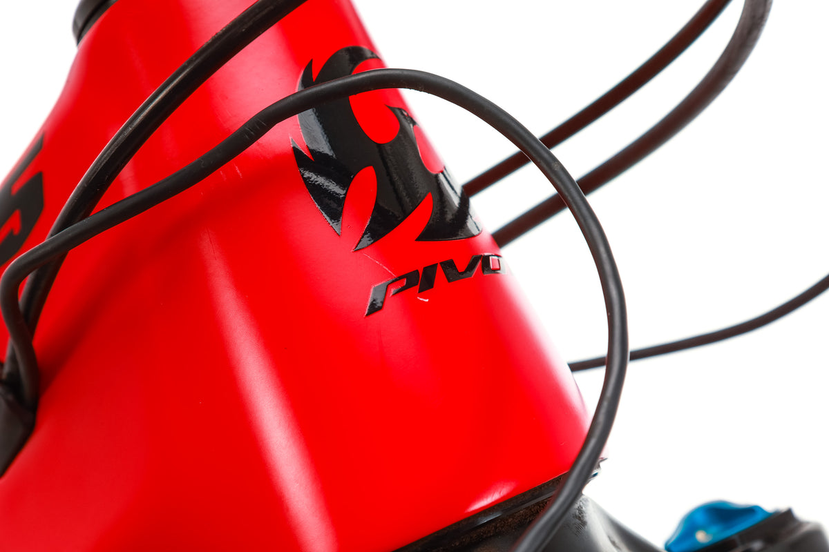 Pivot Mach 5.5 Carbon Mountain Bike - 2018, Smal | The Pro's Closet