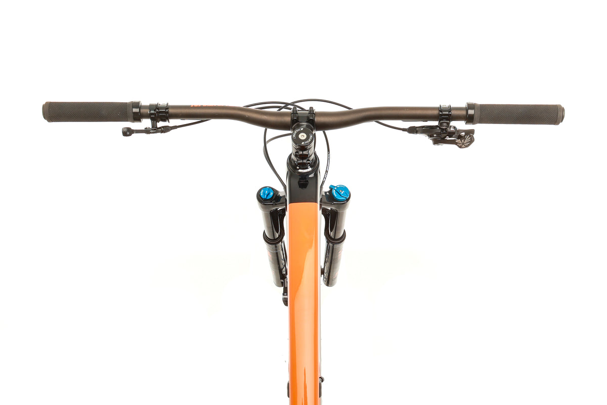 Rocky Mountain Pipeline Carbon 50 Mountain Bike | The Pro's Closet