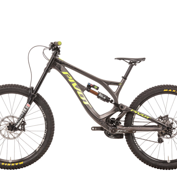 Pivot Phoenix DH Carbon ZEE Downhill Bike - 2018 | The Pro's Closet
