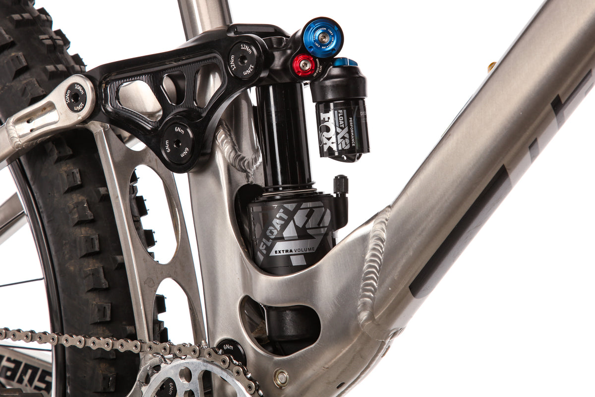 Banshee Titan V3.2 Mountain Bike - 2022, X-Large | The Pro's Closet ...