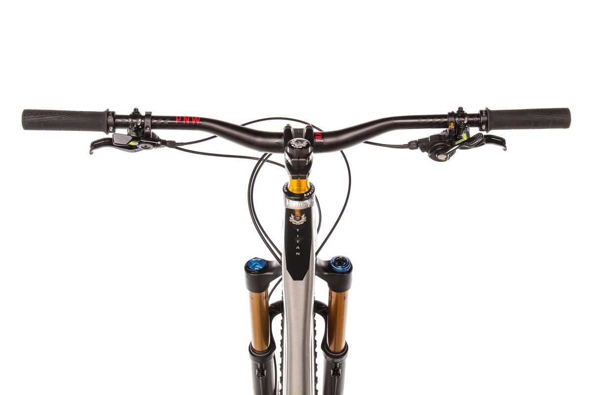 Banshee Titan V3.2 Mountain Bike - 2022, X-Large | The Pro's Closet ...