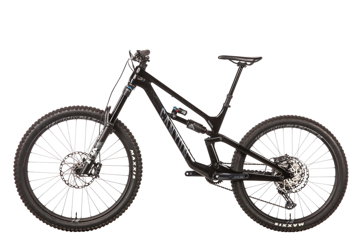 Canyon Torque Mullet CF 8 Mountain Bike - 2024, Medium | The Pro's ...