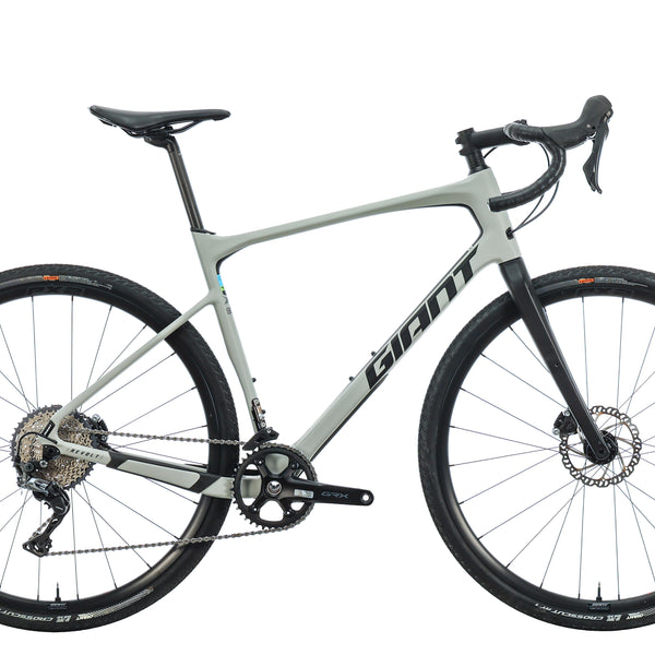 Giant Revolt Advanced 1 Gravel Bike - 2021, Large | The Pro's Closet ...
