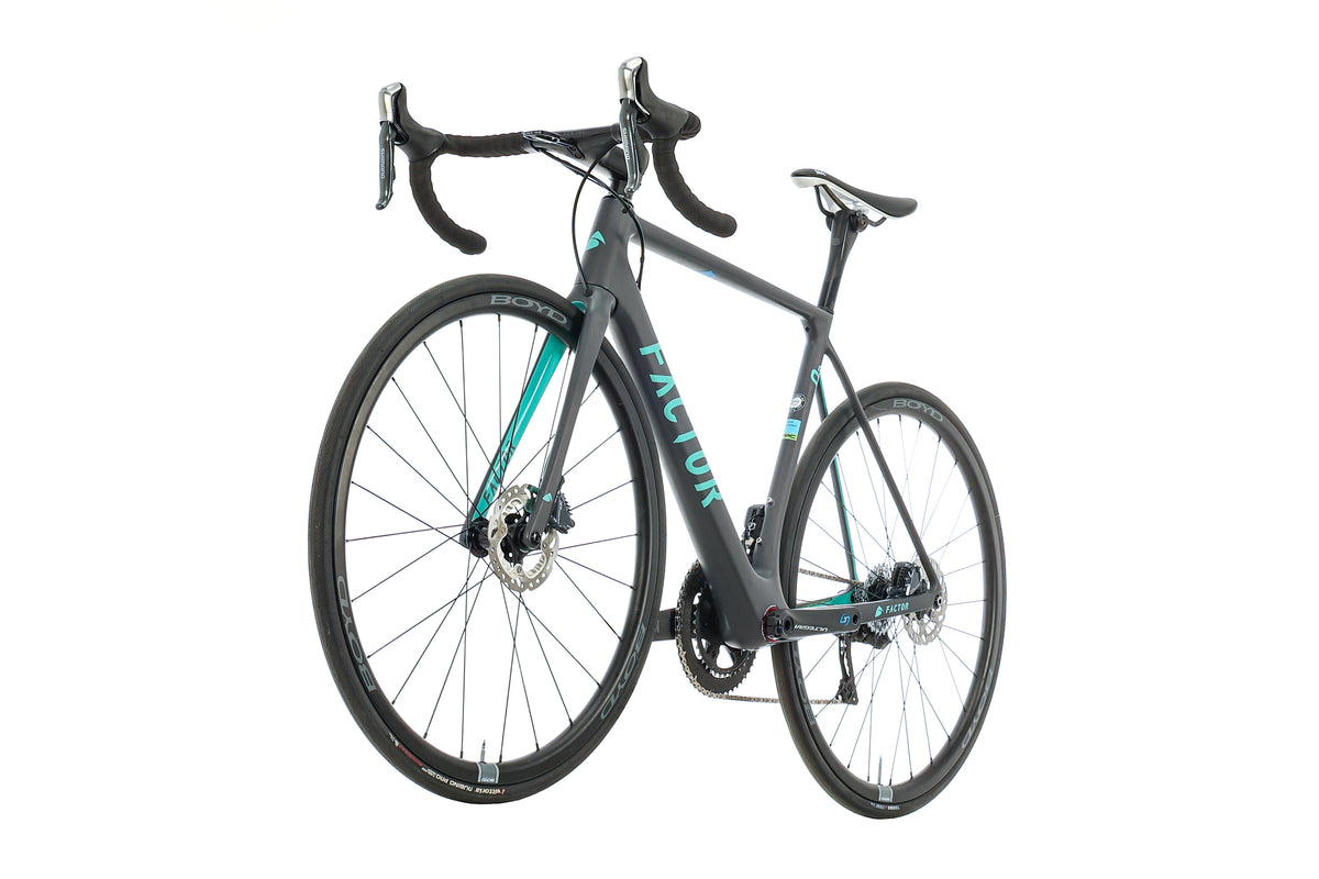 Factor O2 Disc Road Bike - 2018, 54cm | The Pro's Closet – The Pro's Closet