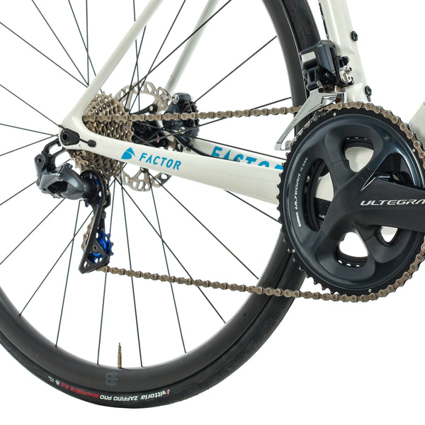 Factor O2 Disc AG2R La Mondiale Team Edition Roa | The Pro's Closet