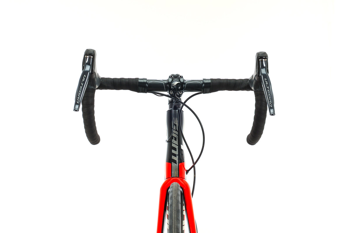 Giant TCR Advanced Pro 0 Disc Road Bike - 2018, Large | The Pro's Closet | BRD33821