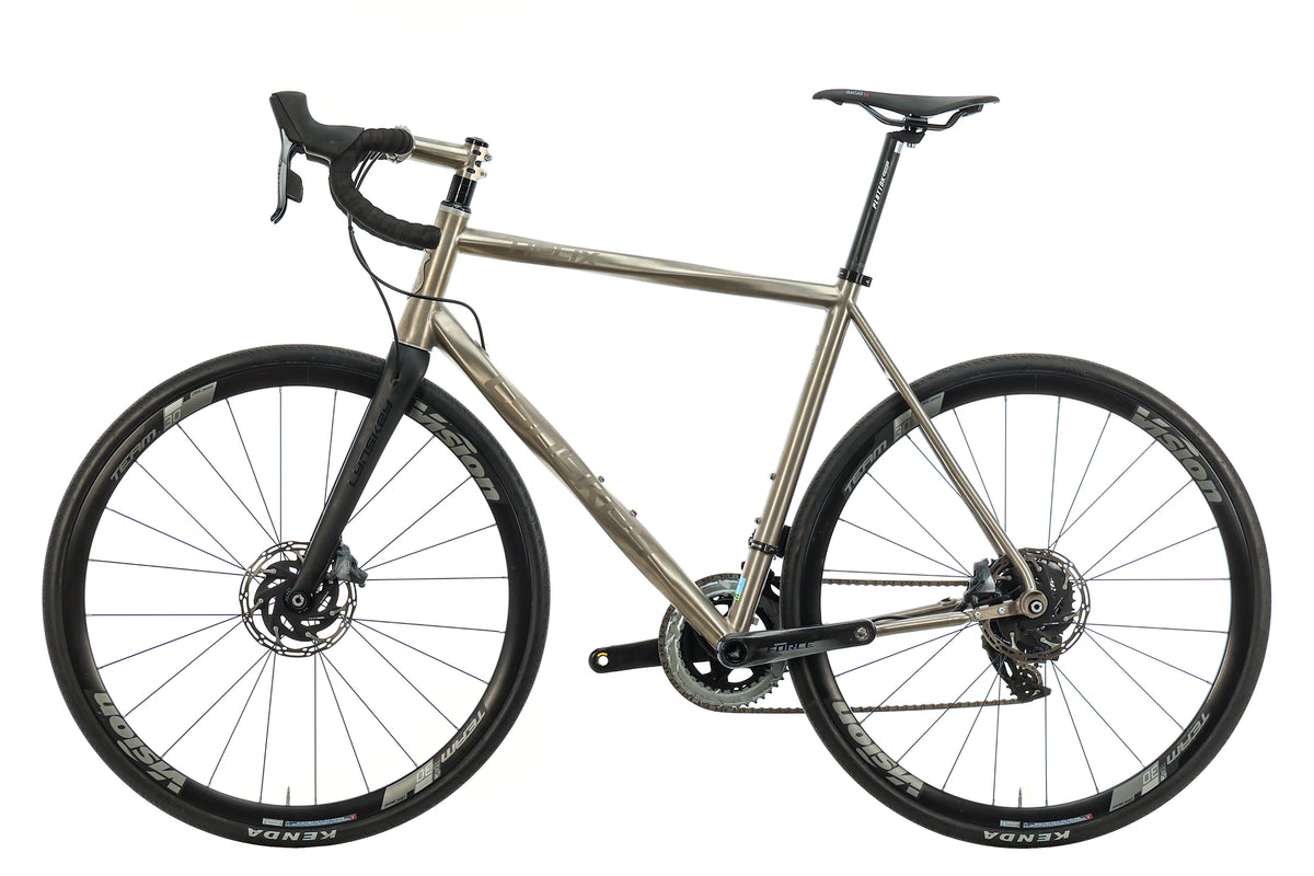 Lynskey Helix Disc Road Bike - Large | The Pro's Closet – The Pro's Closet