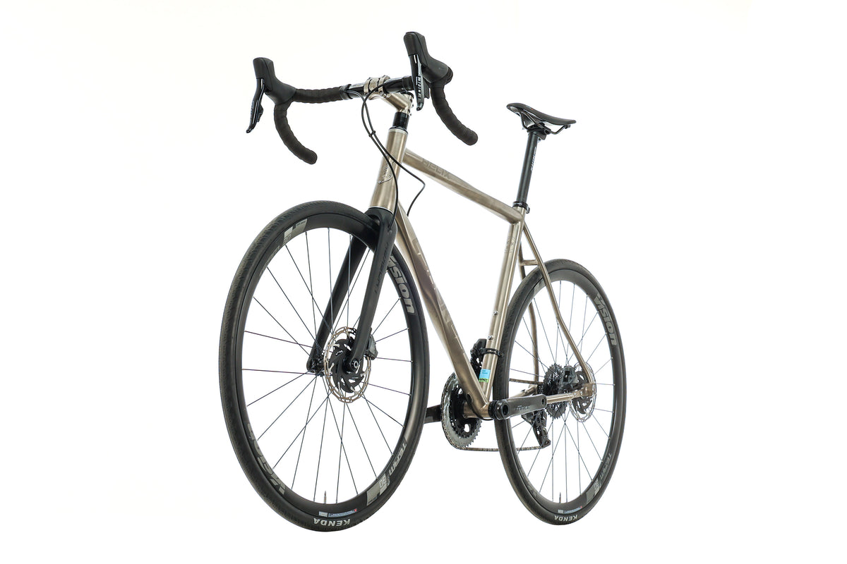 Lynskey Helix Disc Road Bike - Large | The Pro's Closet – The Pro's Closet