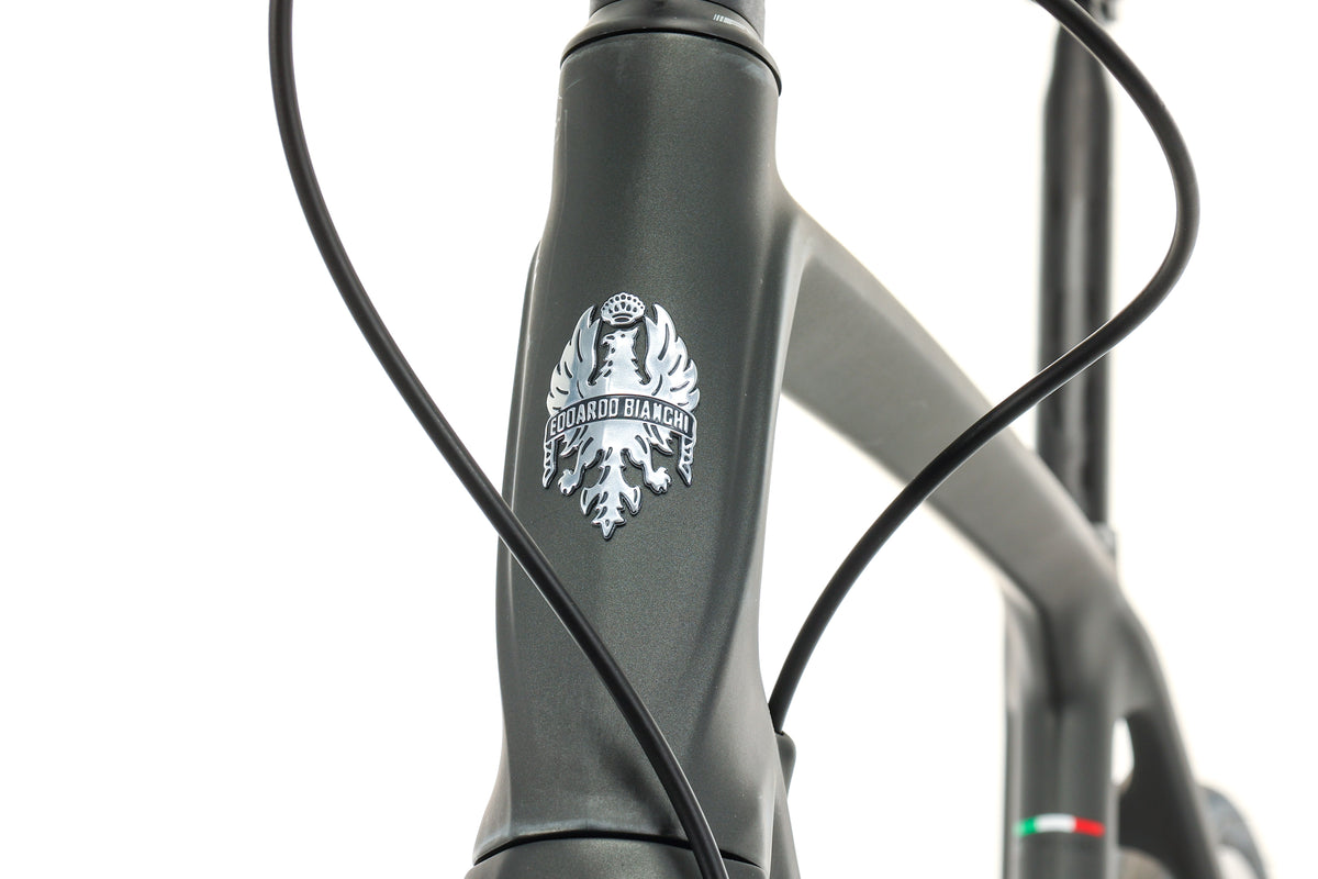 Bianchi Infinito CV Disc Rival eTap AXS Road Bik | The Pro's Closet