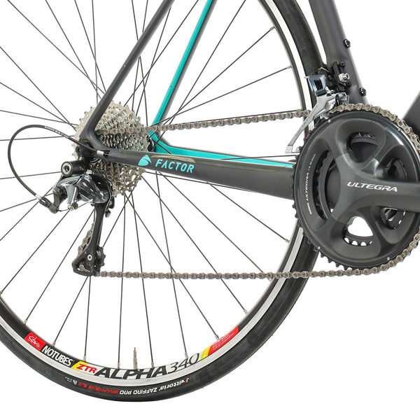 Factor O2 Road Bike - 2019, 54cm | The Pro's Closet