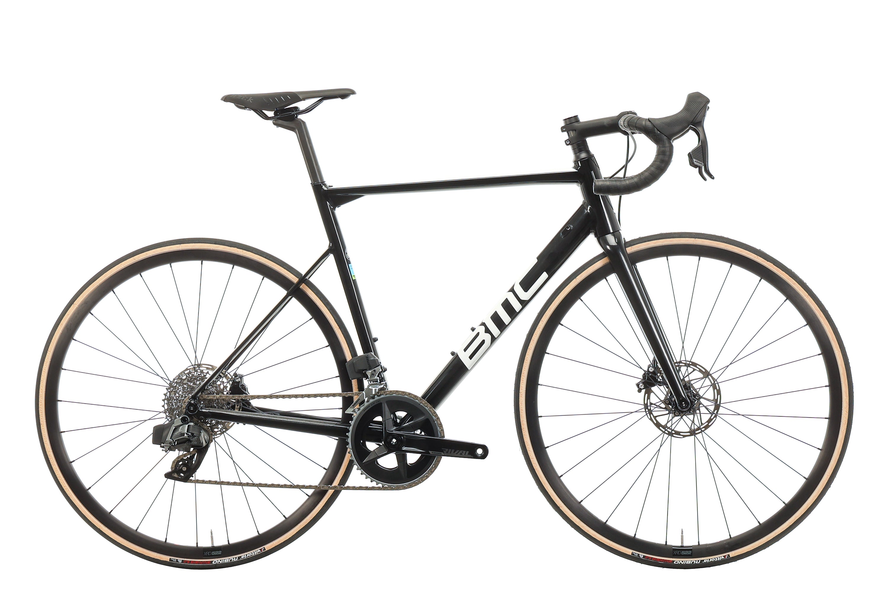 How to win a 24-hour ultra-endurance bike race | The Pro's Closet