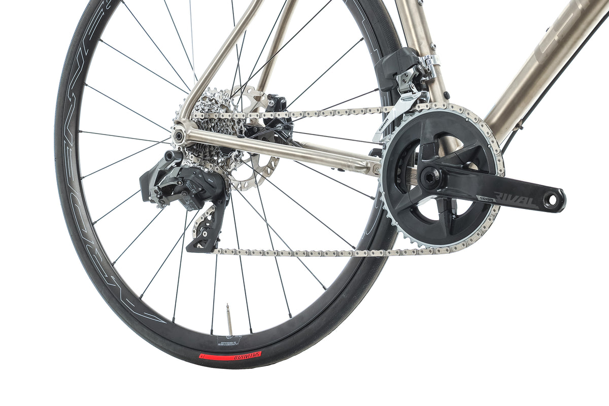 Lynskey R300 SRAM Rival eTap AXS Road Bike - 202 | The Pro's Closet