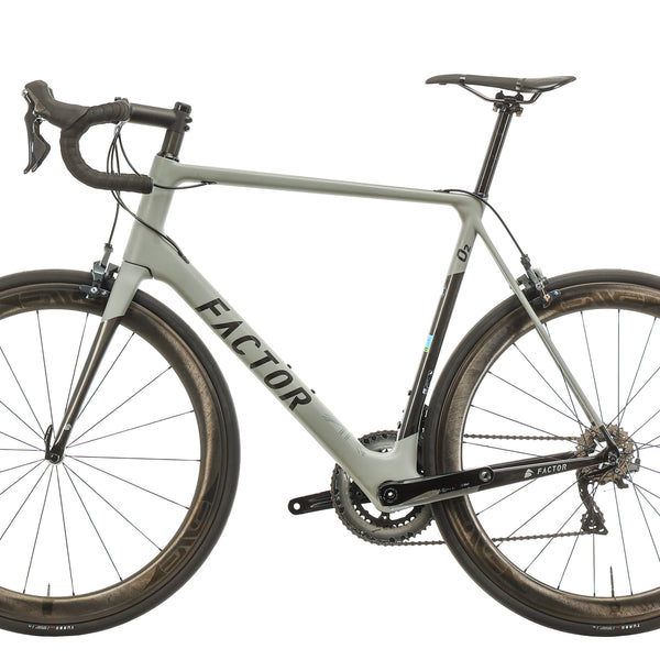 Factor O2 Road Bike - 2020, 61cm | The Pro's Closet