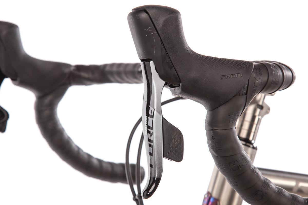 Lynskey R300 Disc Force AXS Road Bike - 2023, La | The Pro's Closet