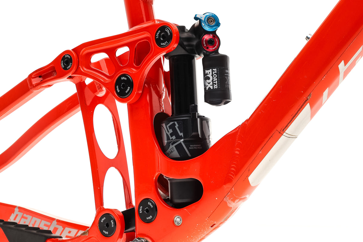 Banshee Titan Large Frame - 2019 | The Pro's Closet