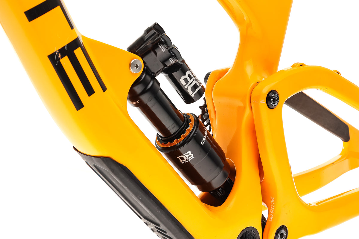 Deviate Highlander 150 Large Frame - 2020 | The Pro's Closet