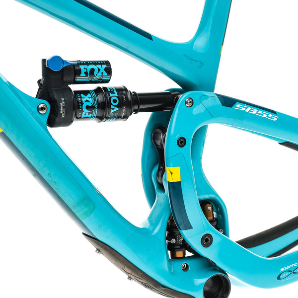 Yeti SB5.5 Medium Frame - 2017 | The Pro's Closet