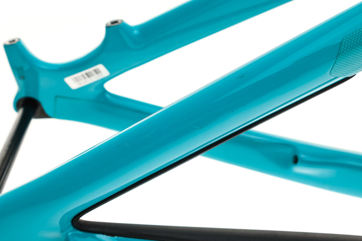Yeti SB115 Turq Large Frame - 2021 | The Pro's Closet