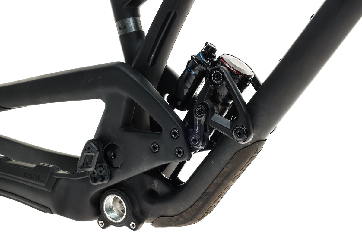 Evil Offering Large Frame - 2021 | The Pro's Closet | FMT11892
