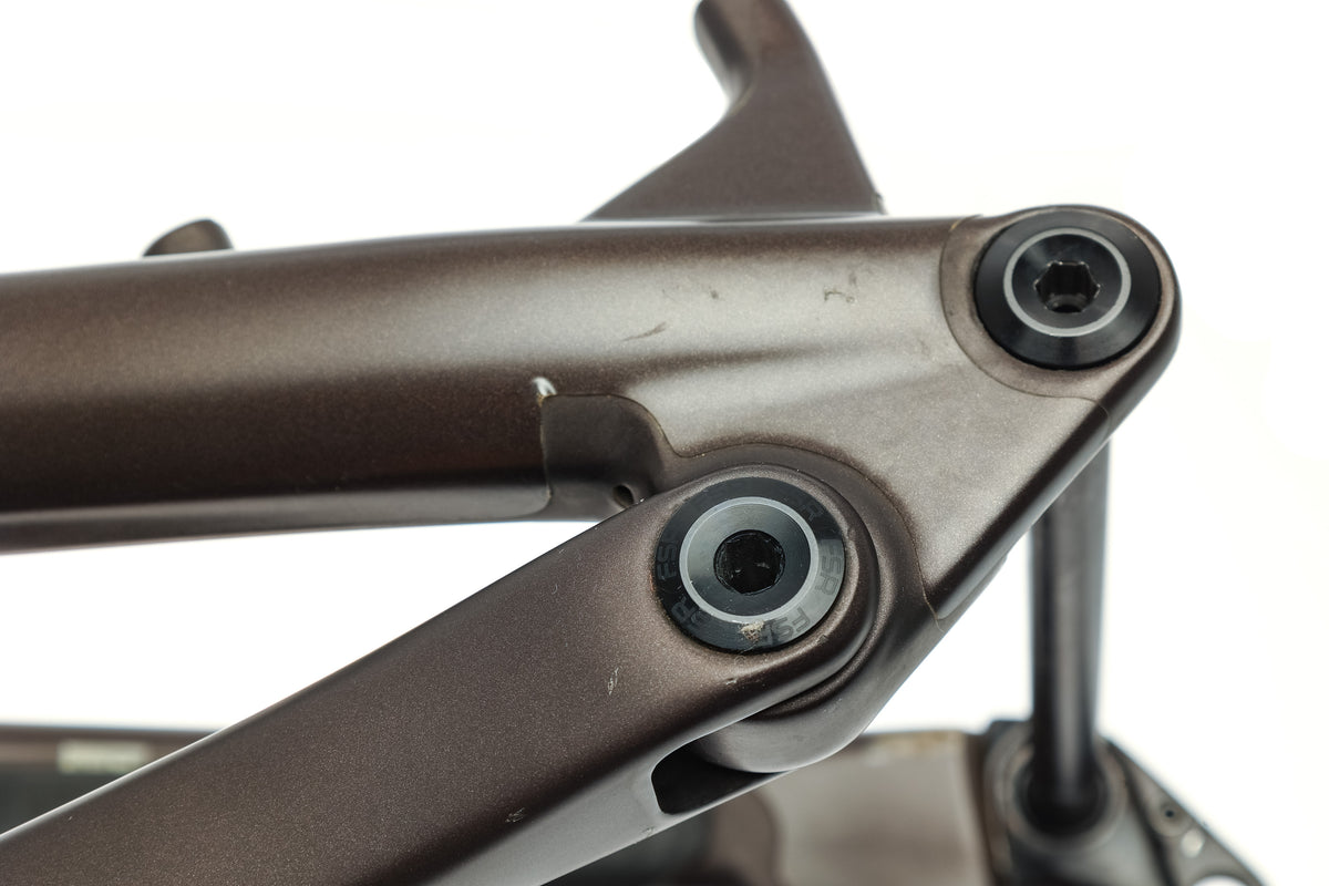 Specialized Enduro S5 Frame - 2022 | The Pro's Closet | FMT12090