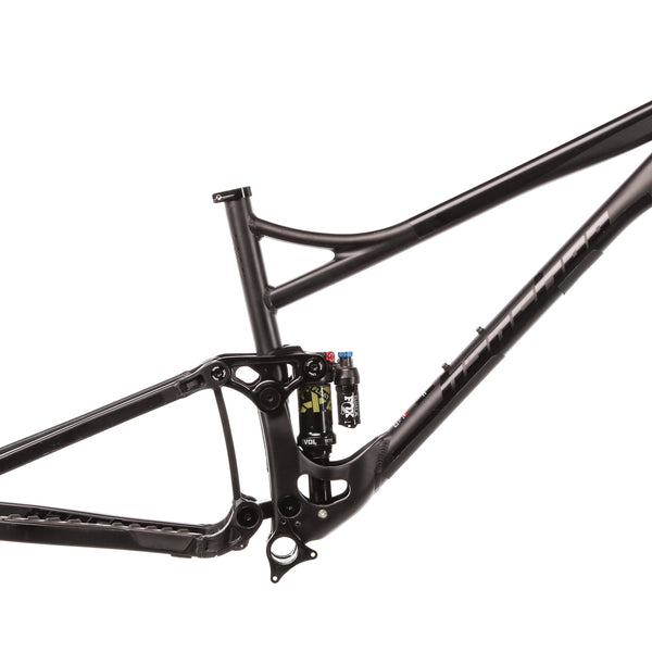 Banshee Phantom V3 Aluminum Large Frame - 2020 | The Pro's Closet ...