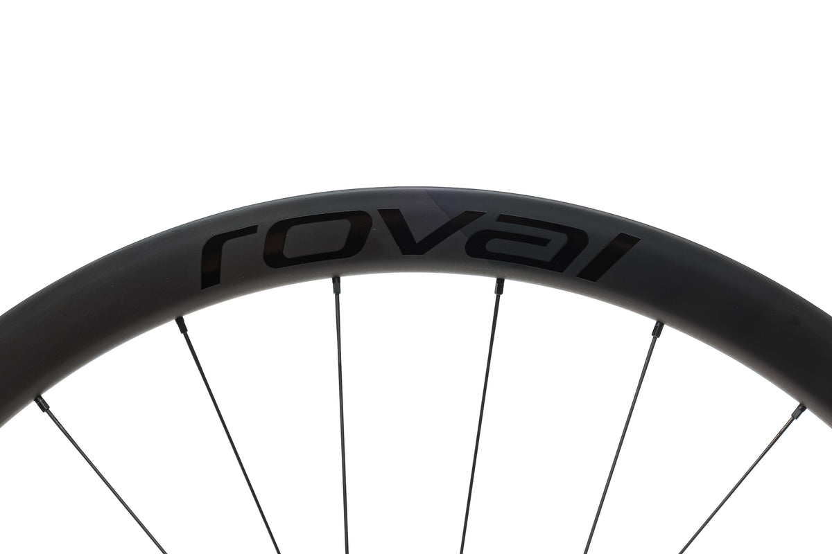 Roval C38 Carbon Tubeless 700c Wheelset | The Pro's Closet