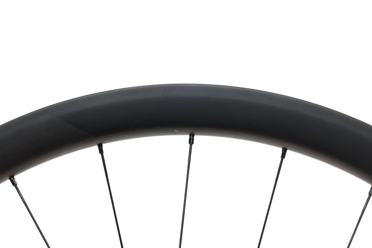 Roval C38 Carbon Tubeless 700c Wheelset | The Pro's Closet