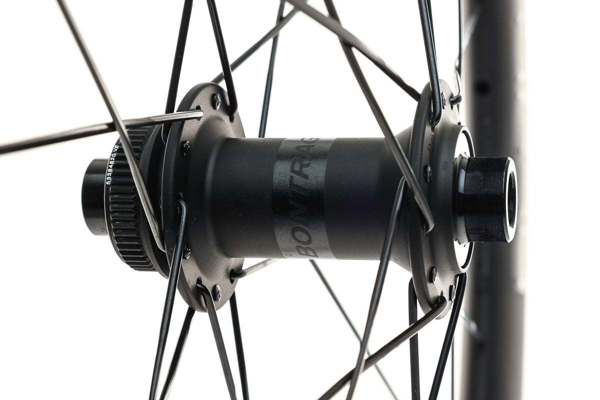 Bontrager Aeolus Elite 50 Carbon Tubeless 700c Wheelset | The Pro's ...