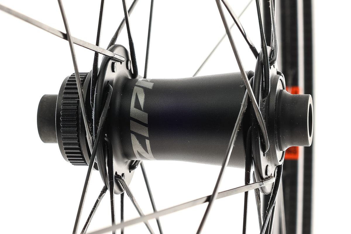 Zipp 101 XPLR Carbon Tubeless 700c Front Wheel | The Pro's Closet ...