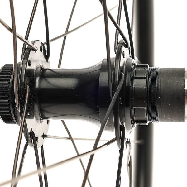 DT Swiss R470 Aluminum Tubeless 700c Wheelset | The Pro's Closet | WHL10797