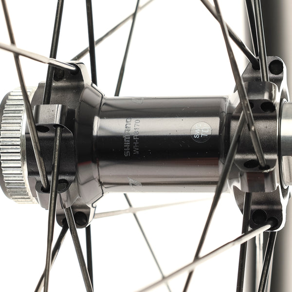 Shimano Ultegra C60 Carbon Tubeless 700c Front W | The Pro's Closet