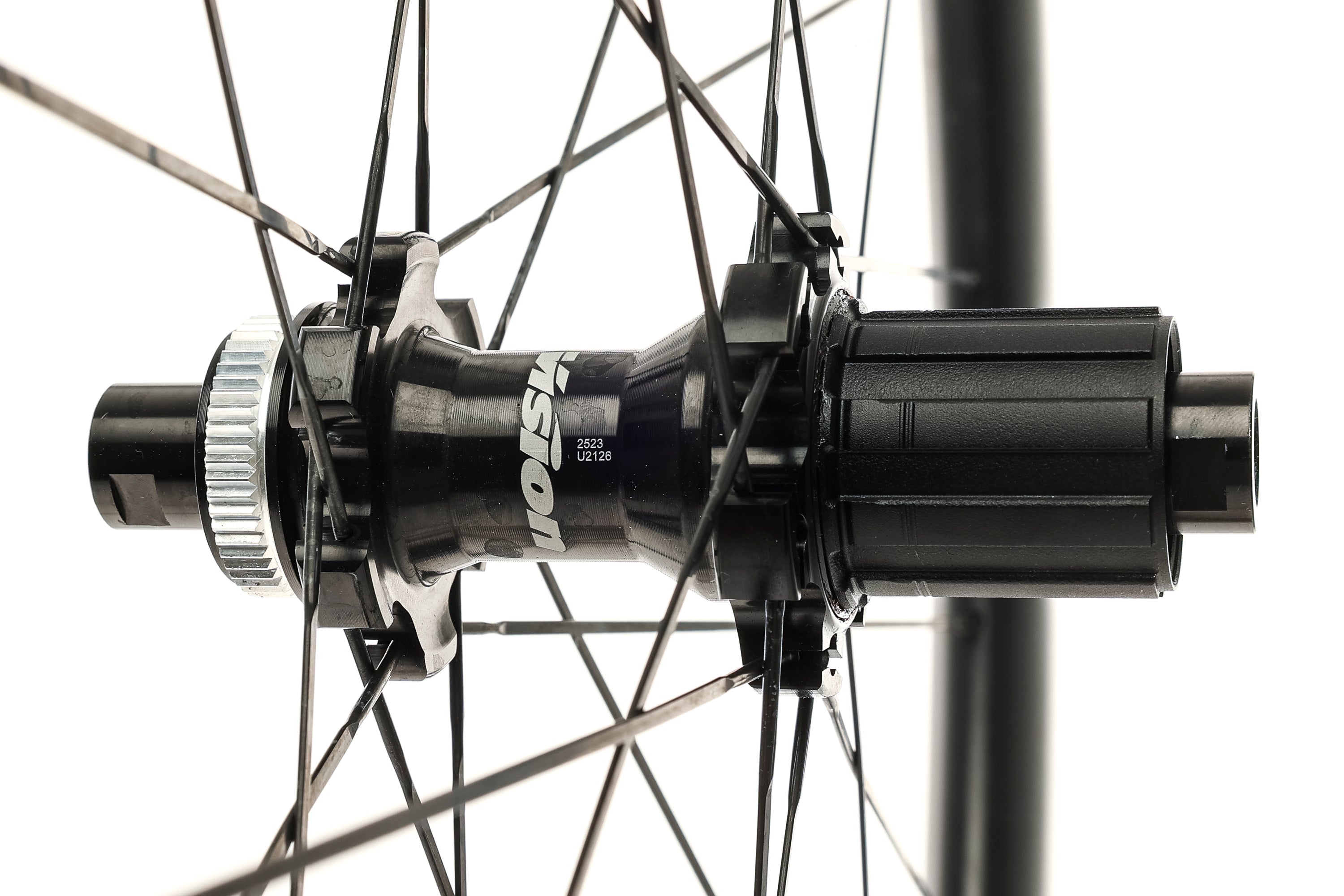 MOST Ultrafast 40 Disc Carbon Tubeless 700c Whee | The Pro's Closet