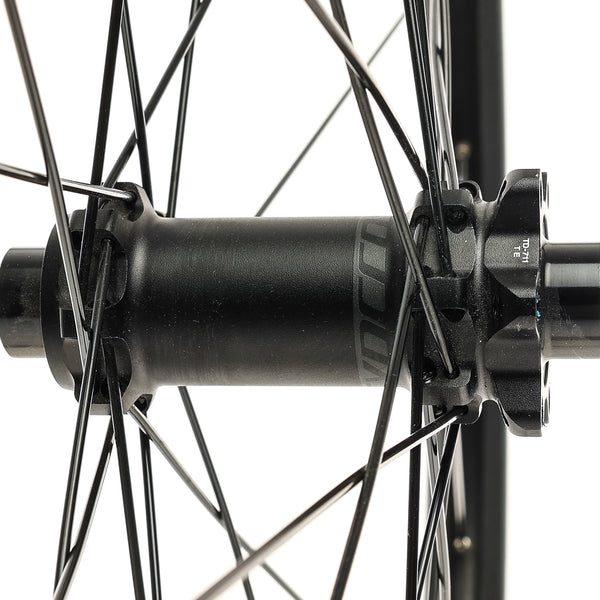 Syncros Silverton 2.5 Aluminum Tubeless 29" Whee | The Pro's Closet