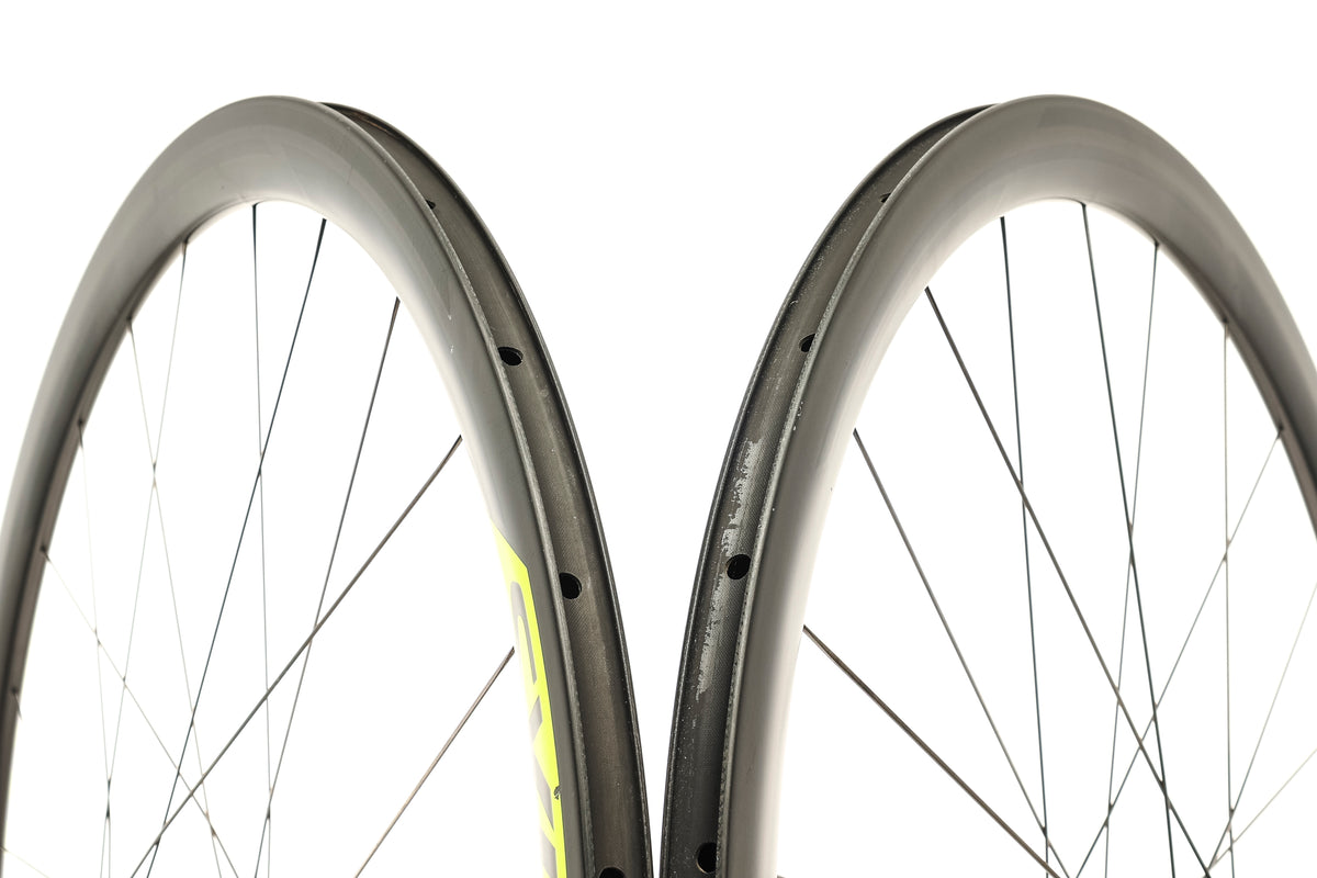 Syncros RP1.0 Carbon Clincher 700c Wheelset | The Pro's Closet
