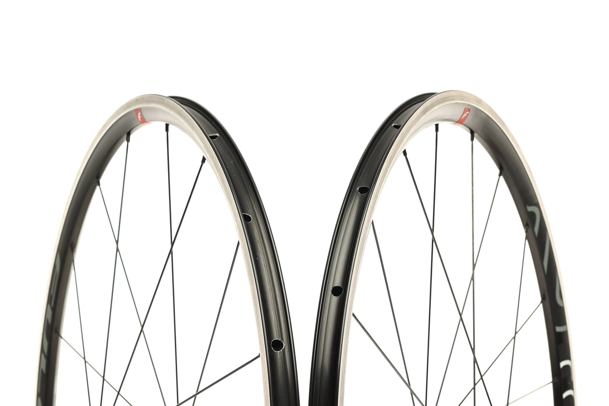 Fulcrum Racing 6 Aluminum Clincher 700C Wheelset | The Pro's Closet