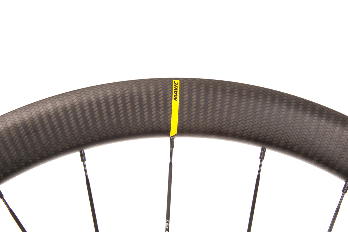 Mavic Cosmic Pro Carbon UST Tubeless 700c Wheels | The Pro's Closet
