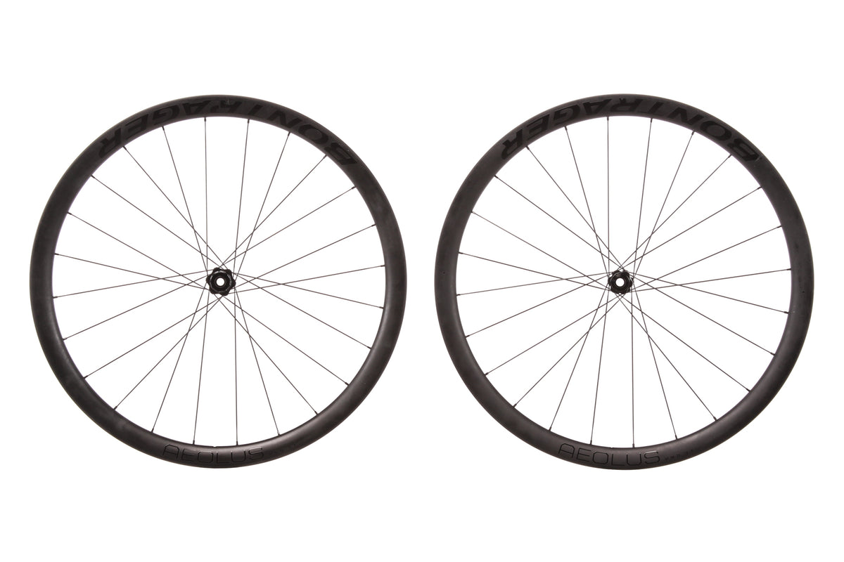 Bontrager Aeolus Pro 37 Carbon Tubeless 700c Wheelset | The Pro's ...